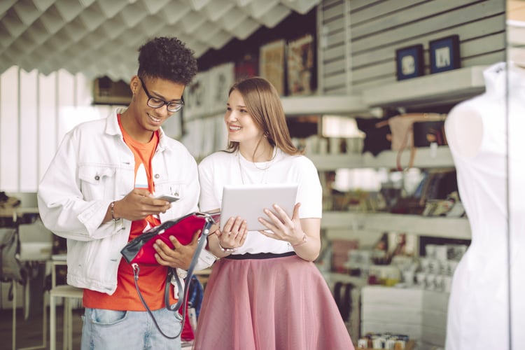 Retail Training: The Complete Guide on How to Train Retail Sales Associates